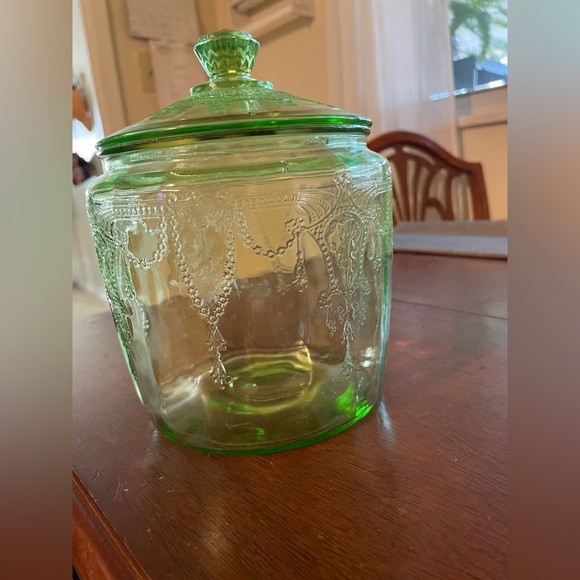 Anchor Hocking | Accents | Vintage Anchor Hocking Green Glass Cracker ...